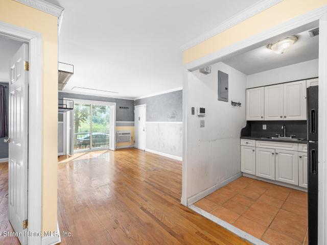 187 Seaver Avenue # 1