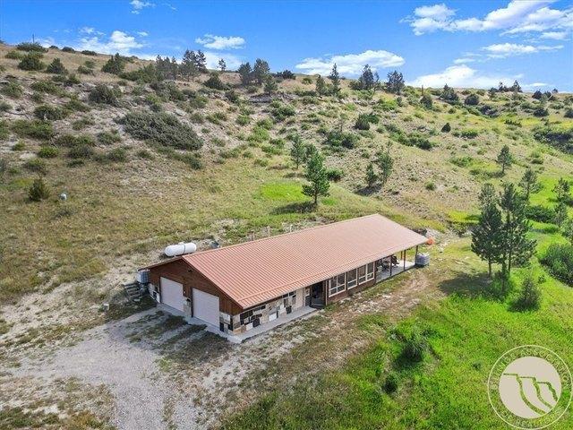 187 Shane Creek Rd, Columbus, MT 59019