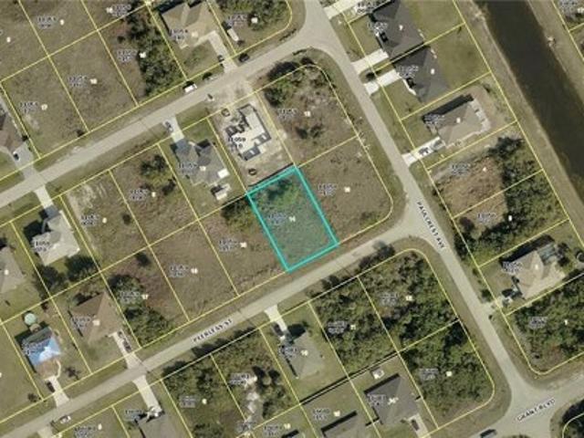 187 Peerless St, Lehigh Acres, FL 33974