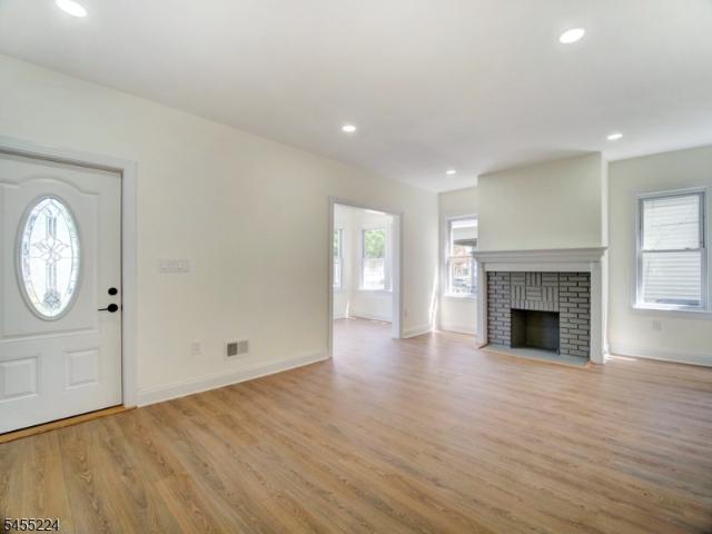 187 Rutledge Ave