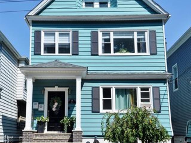 187 W 48th St, Bayonne, NJ 07002