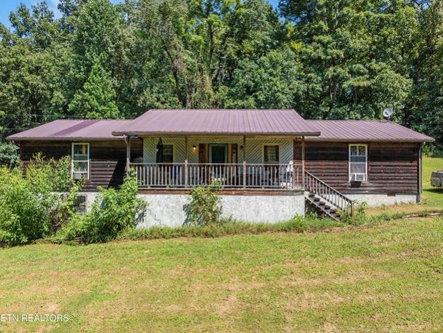 187 Vinsant Hollow Ln, Jacksboro, TN 37757