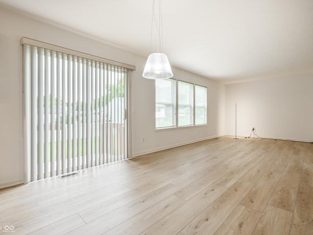 18843 Auburn Lane