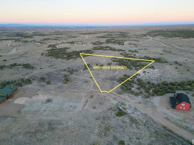 18841 W Coulton Cv, Duchesne, UT 84021