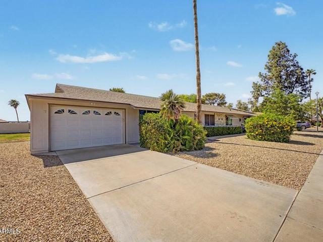 18842 N Lake Forest Dr, Sun City, AZ 85373
