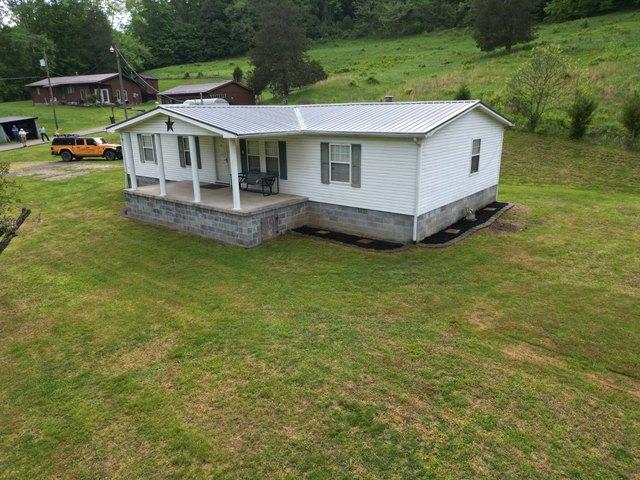 18845 S Calhoun Hwy, Orma, WV 25268
