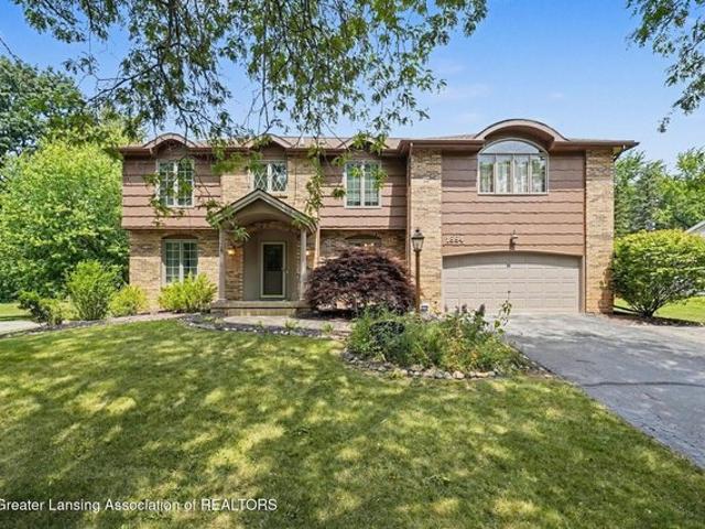 1884 Birchwood Dr, Okemos, MI 48864