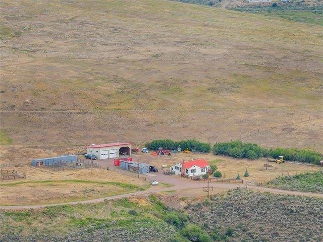 18850 Middle Hunt Ln, Phippsburg, CO 80469