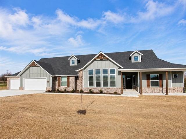 18850 Patriots Dream Dr, Siloam Springs, AR 72761