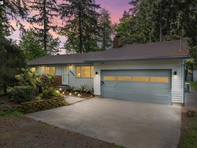 18851 S Terry Michael Dr, Oregon City, OR 97045