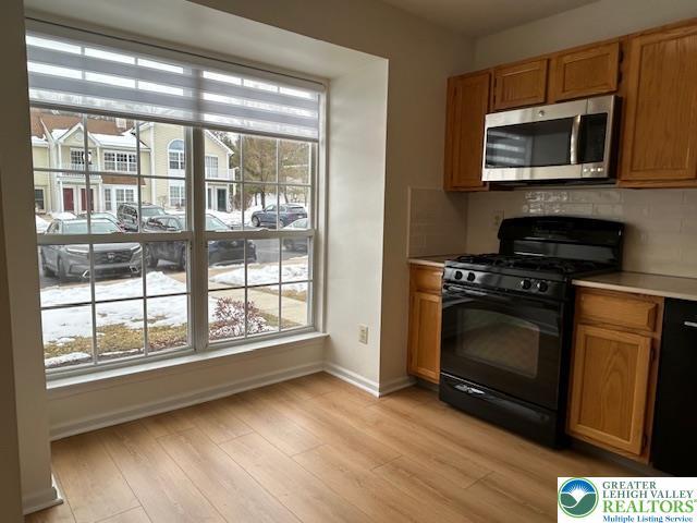 1885 Mansfield Street