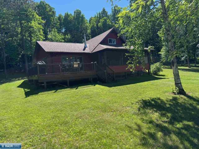 1885 Everett Road N