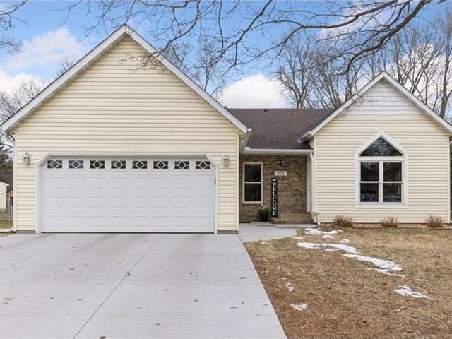 1885 Garden Ln, White Bear Lake, MN 55110