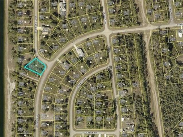 1885 Jacinto Ave, Lehigh Acres, FL 33972