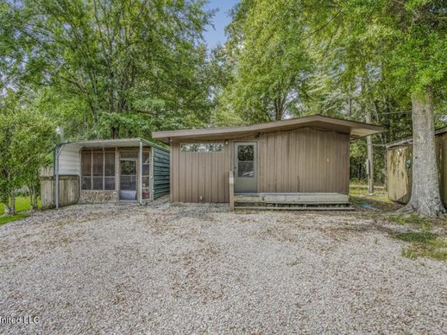 1885 Silver Creek Rd, Crosby, MS 39633