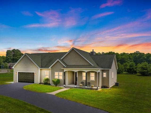 18863 Meadow Lark Rd, Thompsonville, MI 49683