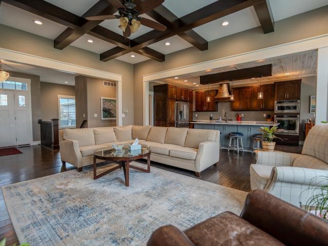18860 Roselle Cove