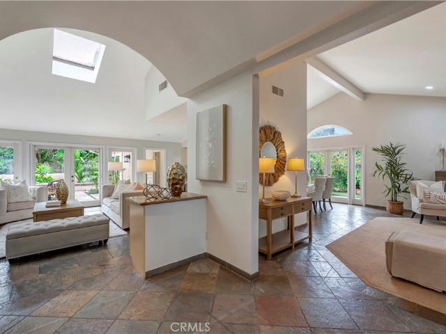 18862 Via Palatino, Irvine, CA 92603 | MLS #OC26030