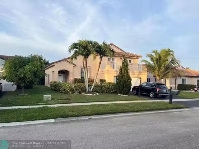 18865 NW 1st St, Pembroke Pines, FL 33029 MLS F10485000