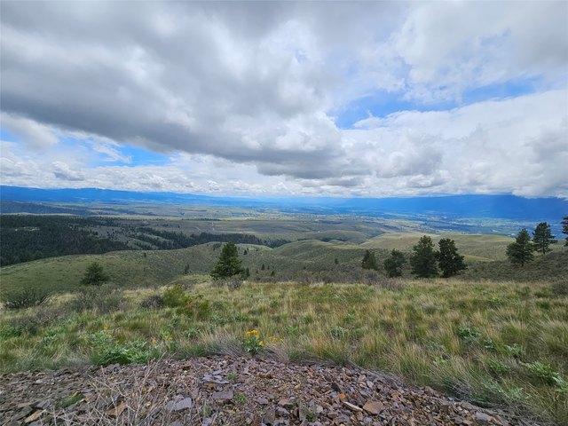 18866 Copper Ridge Trl, Florence, MT 59833