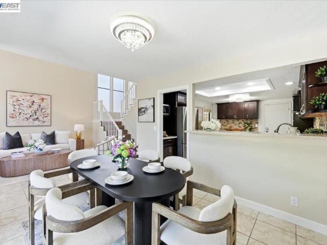 1886 Wembley Ct