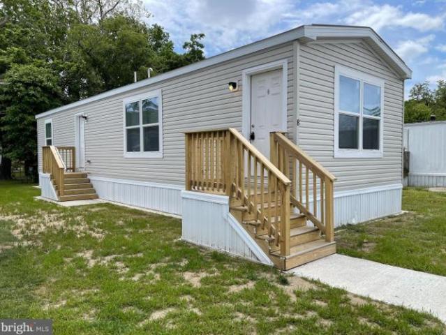 1887 N Delsea Dr #8, Vineland, NJ 08360