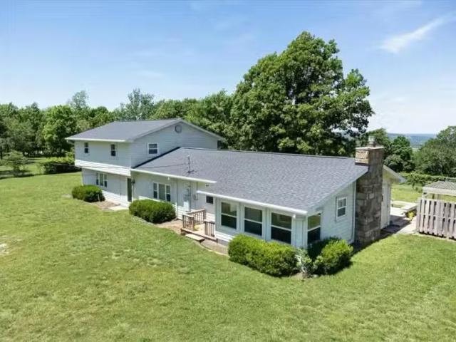 18880 S SKYLIGHT MOUNTAIN RD, CANEHILL, AR 72717 Single Family.