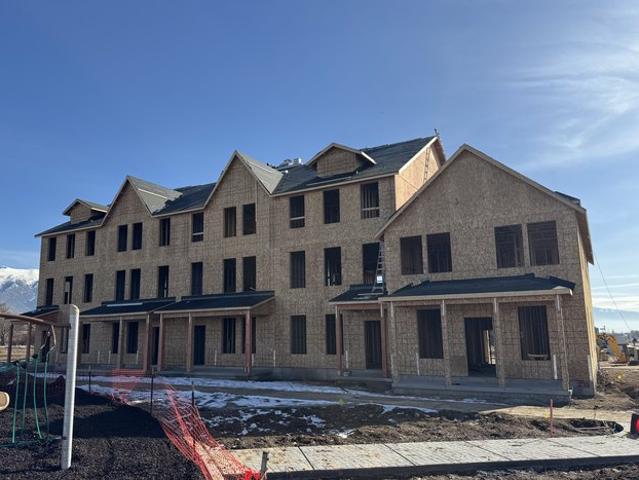 1888 W 1575 N # 235, Layton, UT 84041