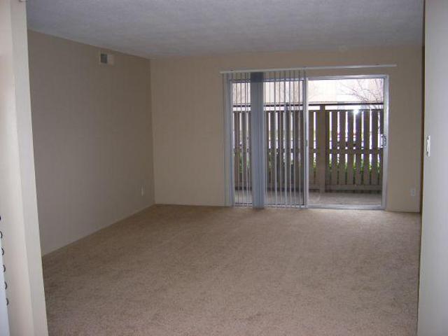$1888 / 1br 780ft² $1000.00 off move in special