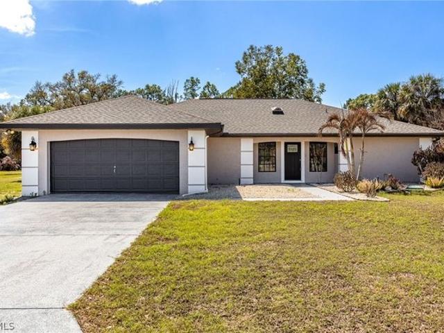 18890 Fox Run Rd, Alva, FL 33920