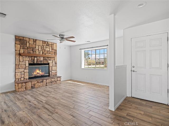18896 Westlawn