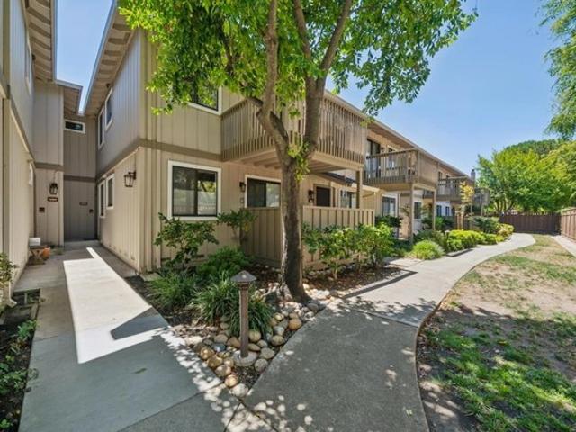 18899 Sara Park Cir, Saratoga, CA 95070