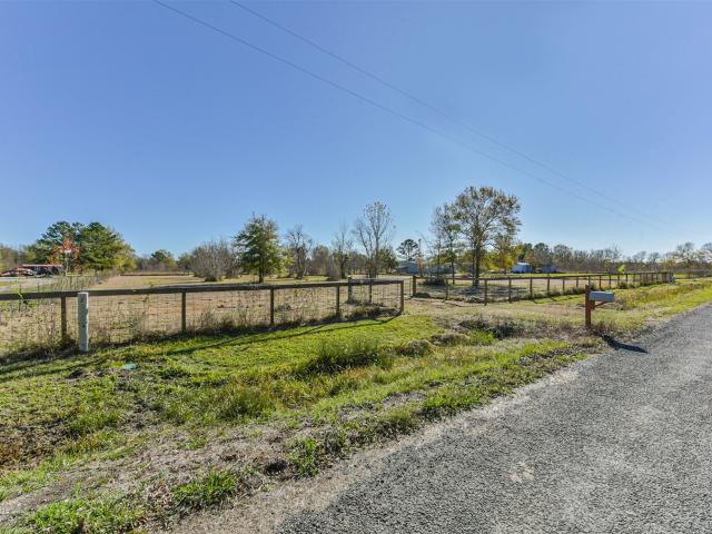 1889 County Road 2068