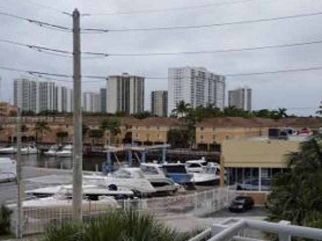 18800 29th Ave NE #313, Aventura, FL 33180