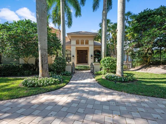 18800 Long Lake Dr, Boca Raton, FL