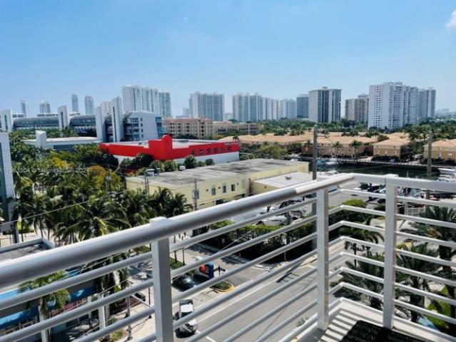 18800 NE 29th Ave #807, Aventura, FL 33180