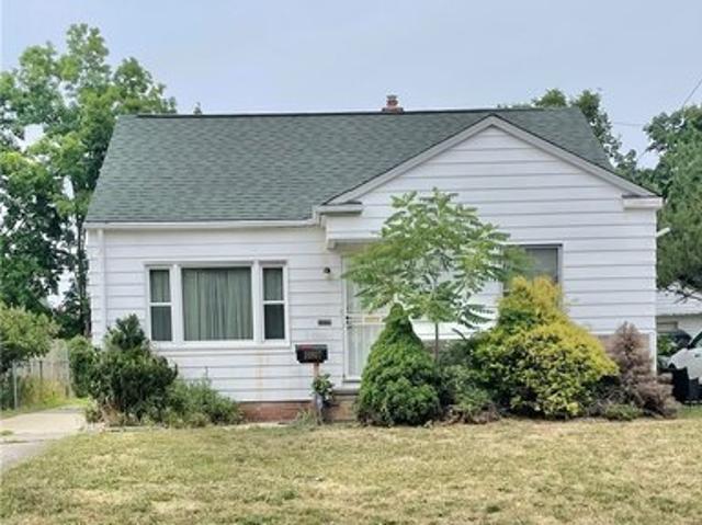 18807 Longview Ave, Maple Heights, OH 44137