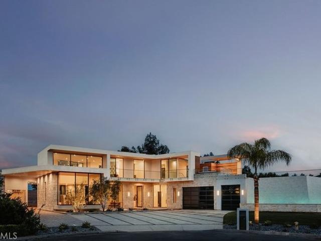18808 Canyon Crest Dr, Villa Park, CA 92861