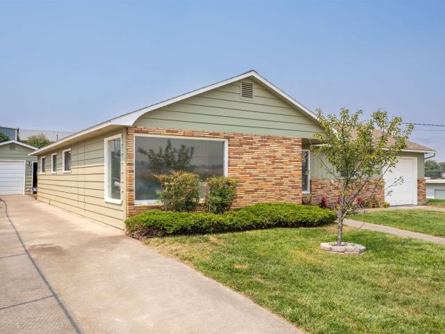 1880 Neal Drive