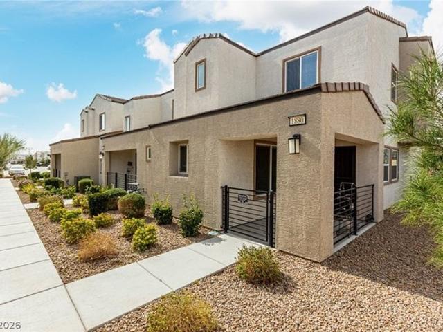 1880 Arcadian King Sun St, Las Vegas, NV 89106