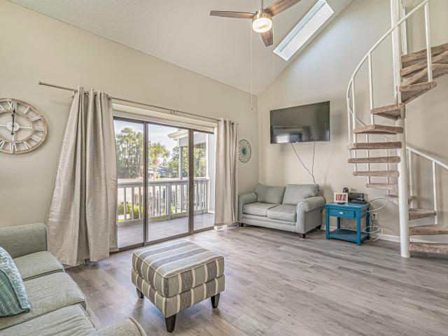 1880 Colony Dr. 11T
