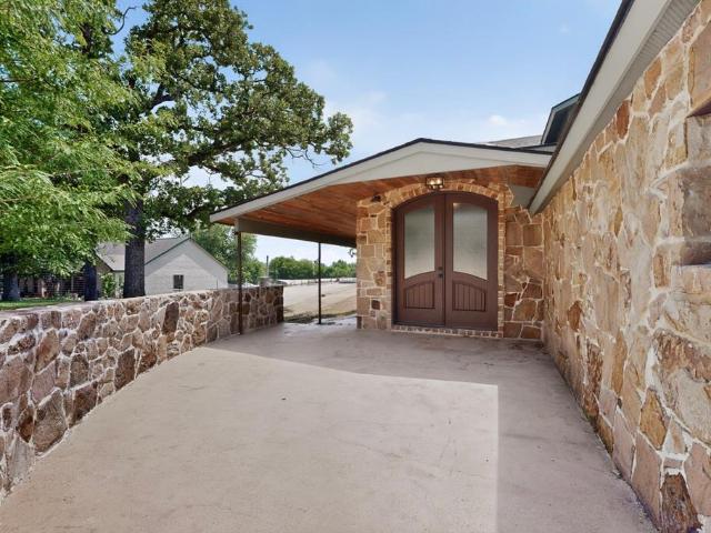 1880 Houston Rd, Burleson, TX 76028 | MLS #21253