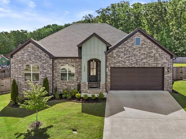 1880 Indigo Cv, Conway, AR 72034