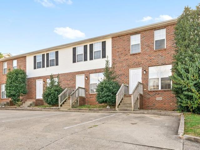 1880 Waters Edge Dr Apt D, Clarksville, TN 37043