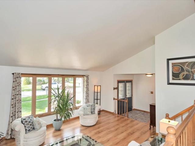 18817 Creekview Lane