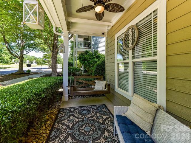18814 Coachmans Trace