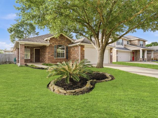 18815 Cluster Oaks Drive