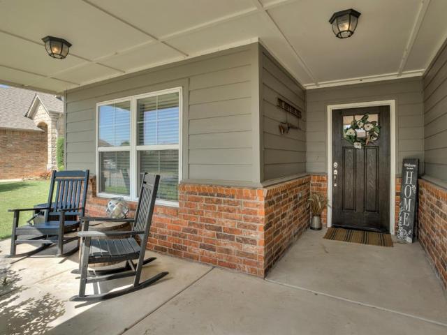 18816 Trailview Way