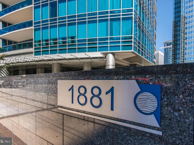 1881 N Nash St, Unit 810, Arlington, VA 22209 | MLS #VAAR2070 | Compass