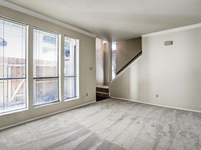 1881 Bering Drive 12